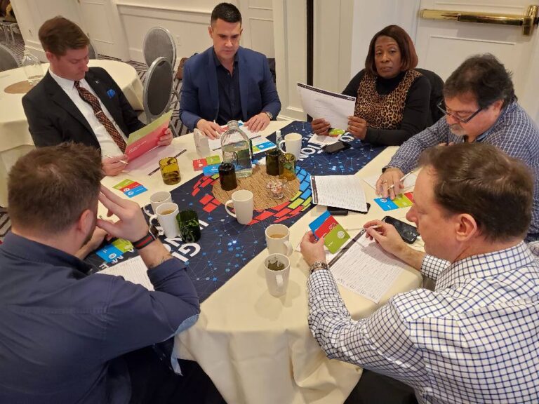 8 Ways Employers Can Help Employees Build Confidence at Work | TeamBonding