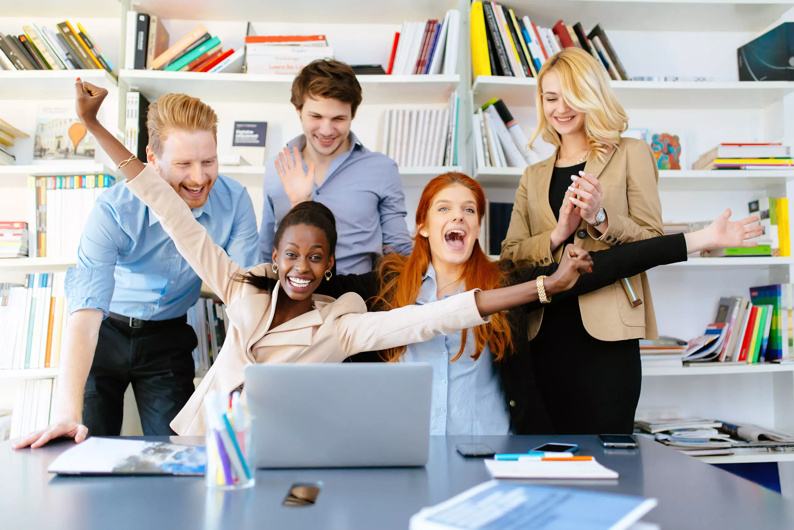 5 Fun Motivational Activities for Employees in 2025 | TeamBonding