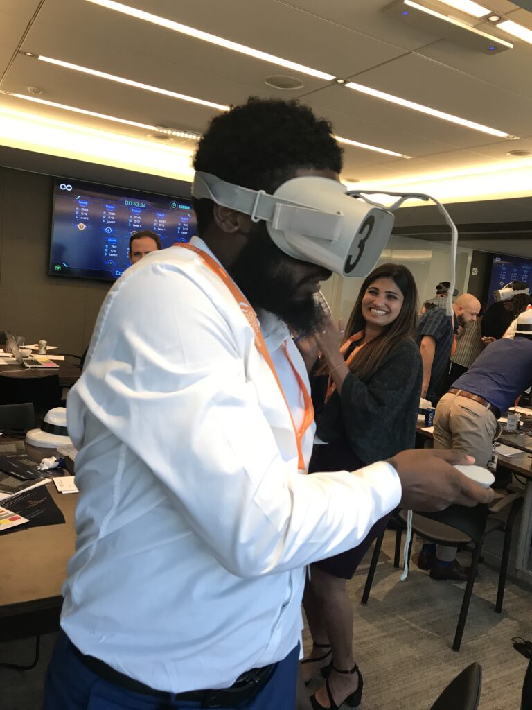 The Infinite Loop - Virtual Reality Team Building | TeamBonding