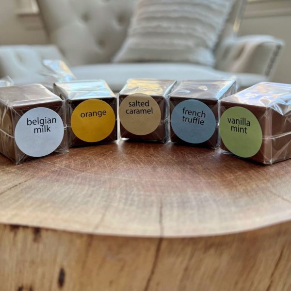 25 Food-Tasting Events & Ideas for Team Lunch | TeamBonding