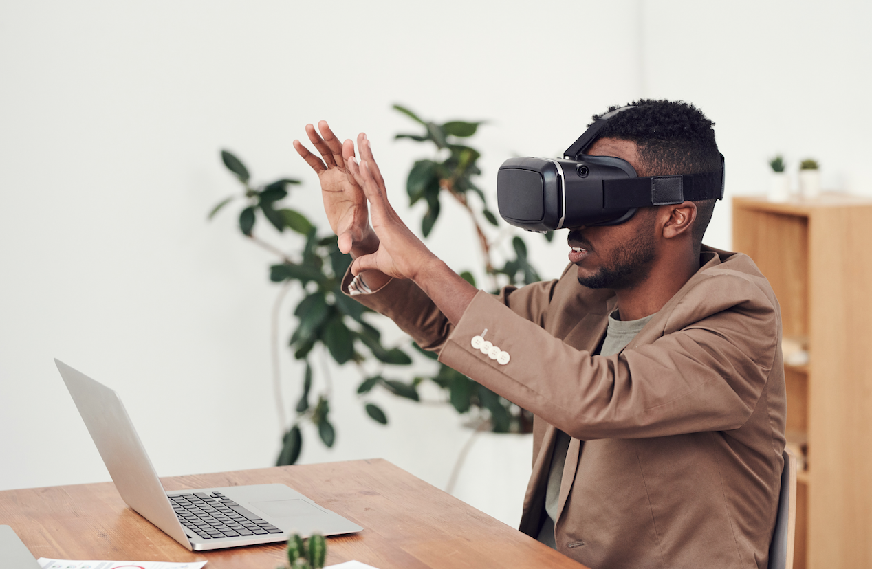 5 Unique Virtual Team Building Ideas | TeamBonding