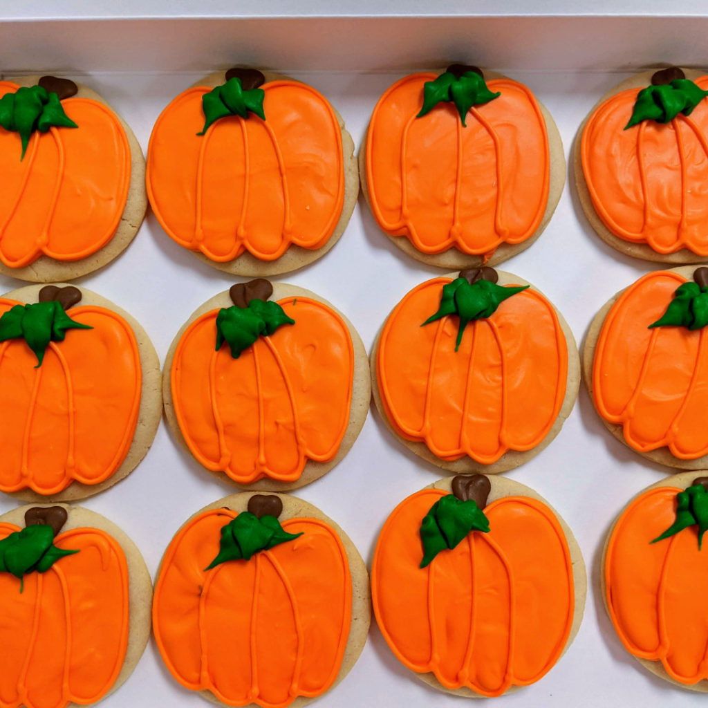 Top 9 Halloween Team Building Activities | TeamBonding