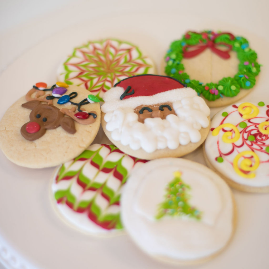 Holiday Cookie & Cupcake Decorating - TeamBonding