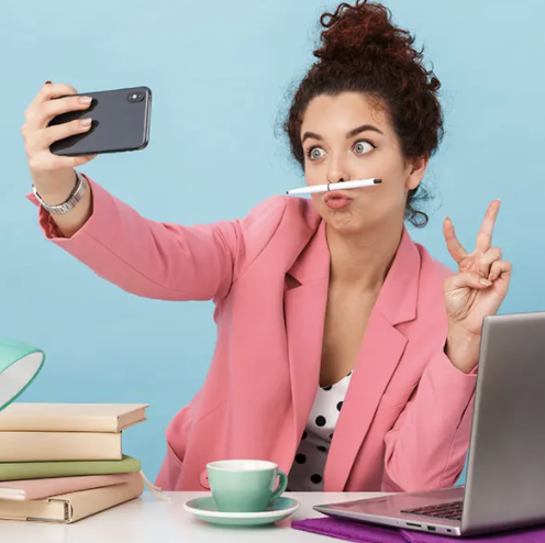 Swipe Face | Online & Remote Activities | TeamBonding