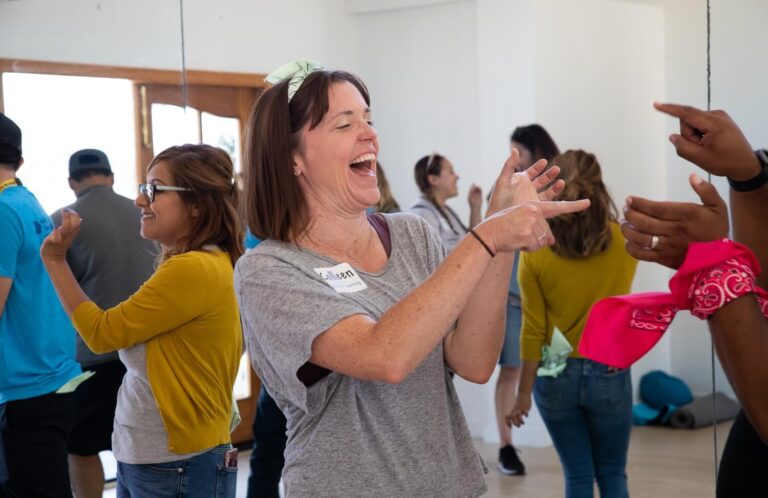 Kindness in the Workplace 101 | TeamBonding