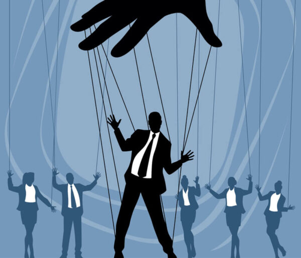 Micromanaging Examples & Signs at Work | TeamBonding