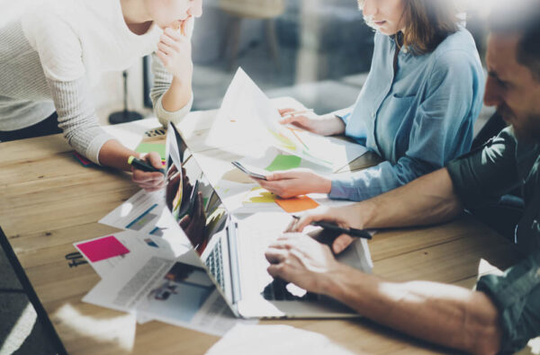 What Is Design Thinking and How To Use It At Work | TeamBonding